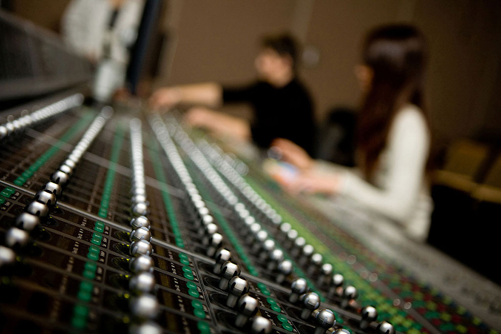 Audio Production Lessons at Arvada Guitar | Arvada Guitar